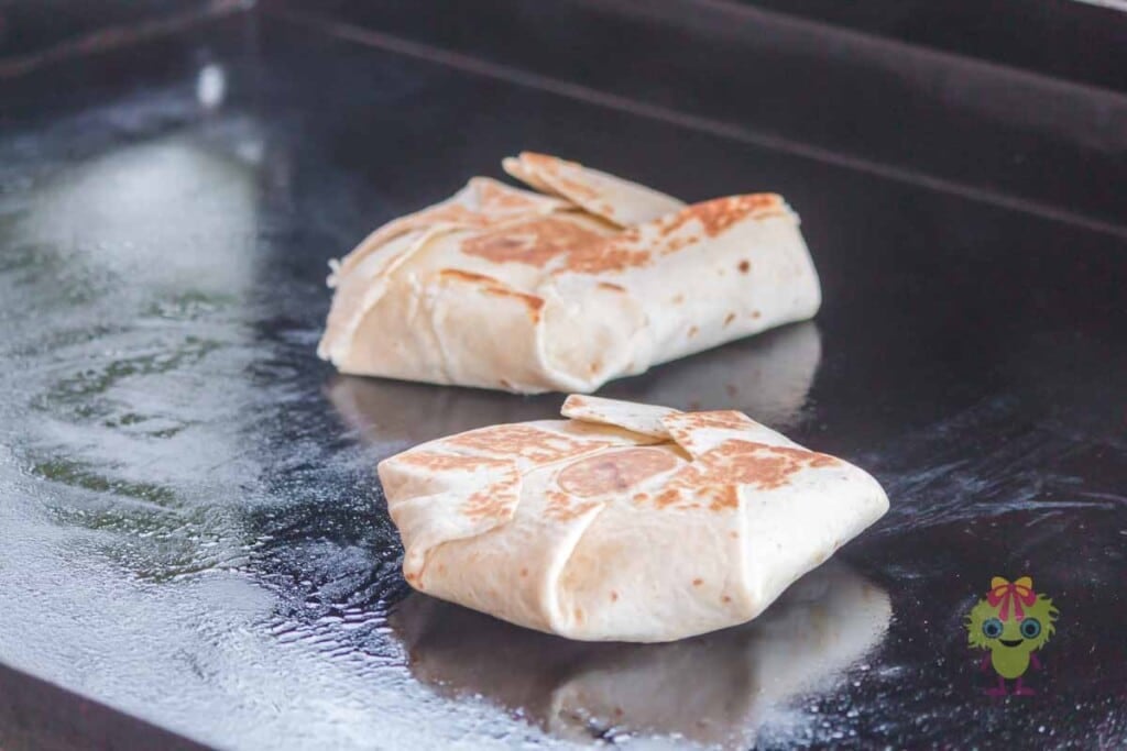 Chicken crunchwrap - The Kitchen Bucket List